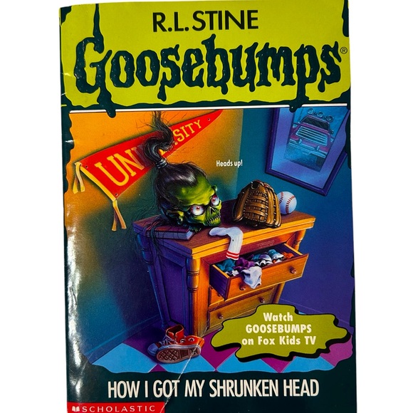 Goosebumps R. L. Stine | Accents | Goosebumps 39 How I Got My Shrunken ...